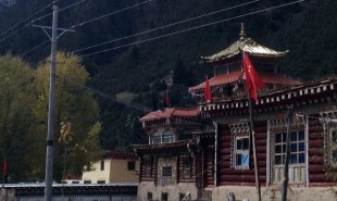 "Chamdo: Villages and Monasteries are Covered in Five-Starred Red Flags ...