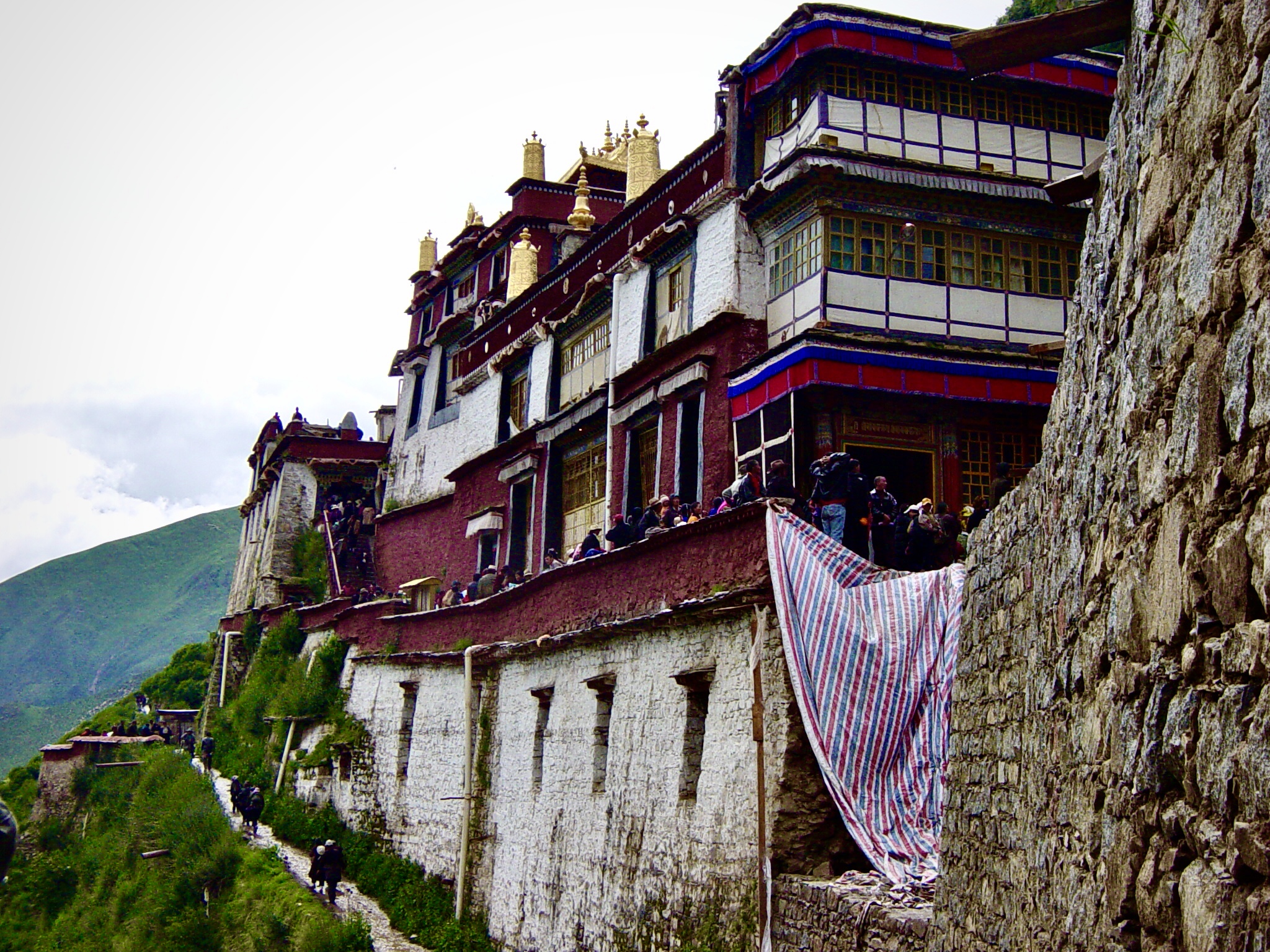 “Encounters at Mount Kailash: A Travelling Monk, Local Tibetans and the ...